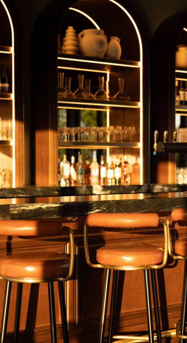 Overlea - Newmarket Rooftop Restaurant | The Postmark Hotel