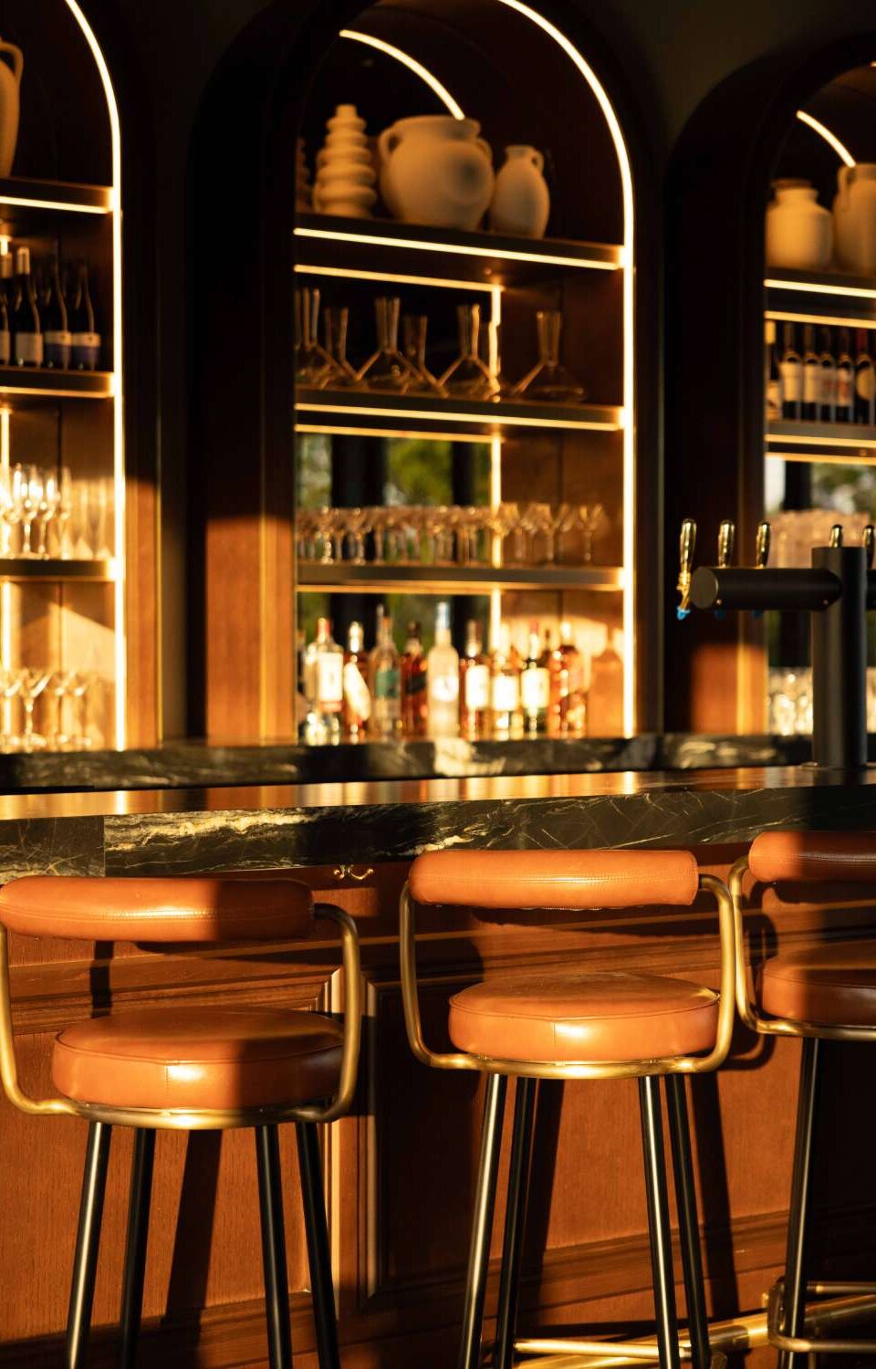 Overlea - Newmarket Rooftop Restaurant | The Postmark Hotel