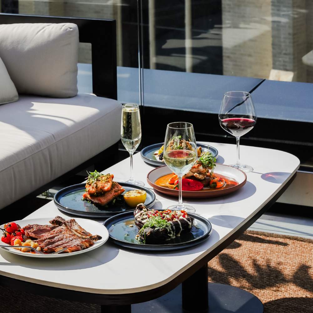 Overlea - Newmarket Rooftop Restaurant | The Postmark Hotel